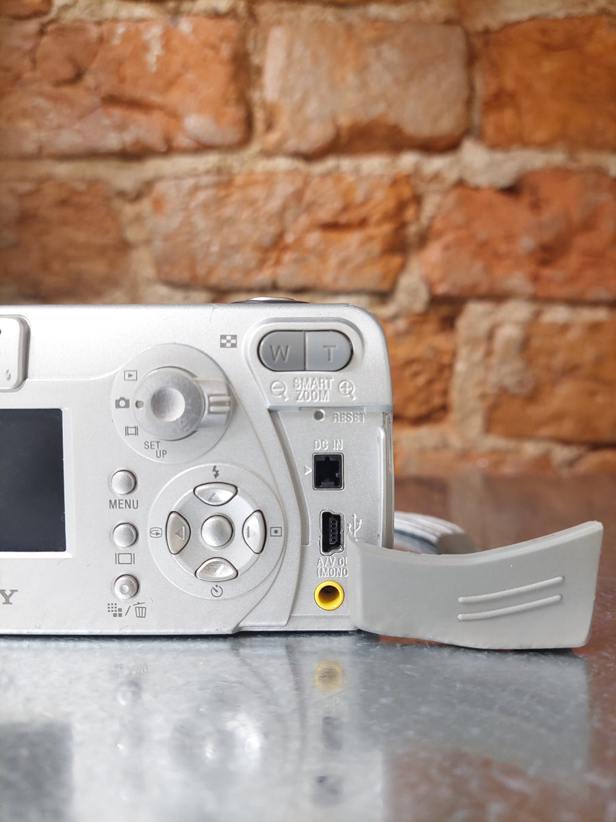Sony Cyber-shot DSC-P32 цифровой фотоаппарат – Retrocam